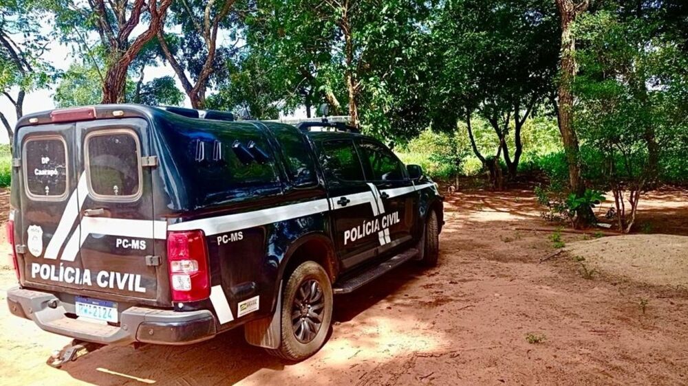 Jovem é Preso Após Decepar Dedos Da Esposa Adolescente Durante Briga Em