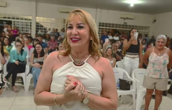 Clarice vai ser a primeira mulher a administrar Sonora - Diário X