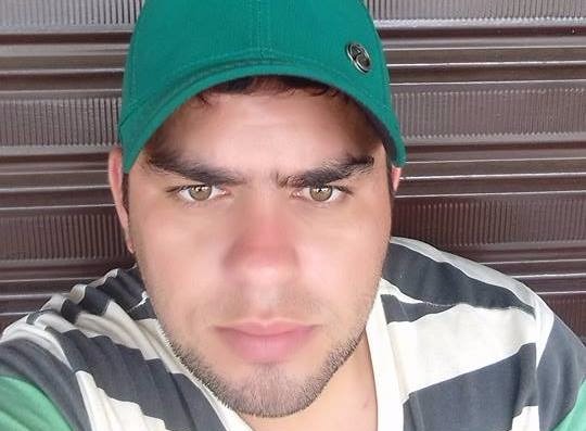 Jovem encontra amigo morto em residência e polícia investiga o caso ...